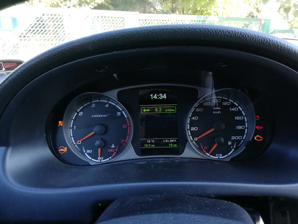 Приборная панель Итэлма — Lada Приора хэтчбек, 1,6 л, 2009 года ...