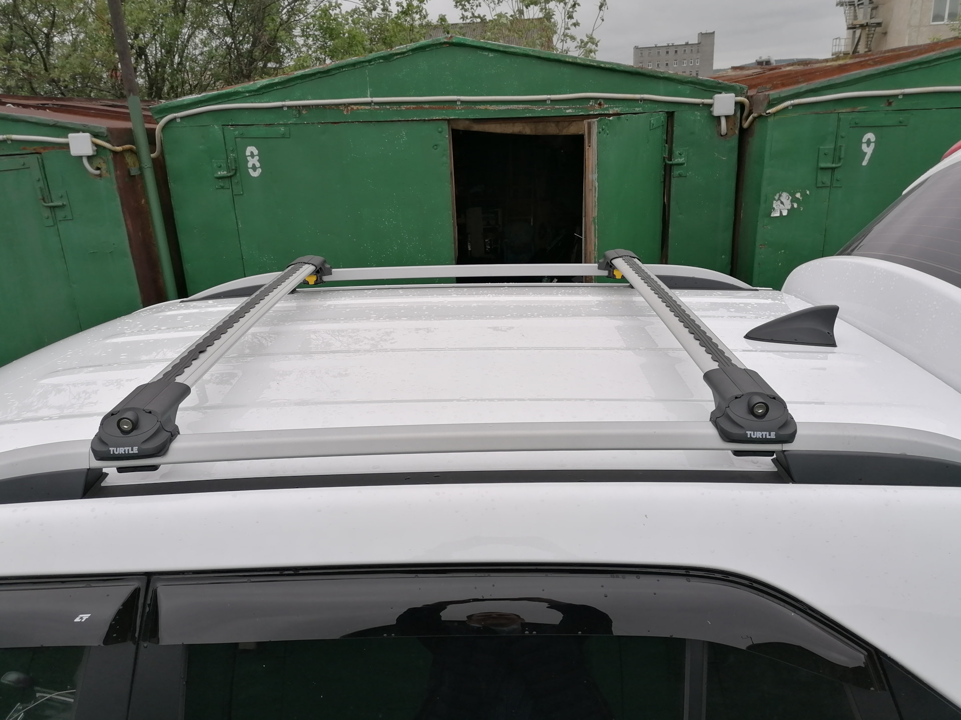 Автобокс + поперечины на рейлинги — Hyundai Creta (1G), 2 л, 2021 года ...