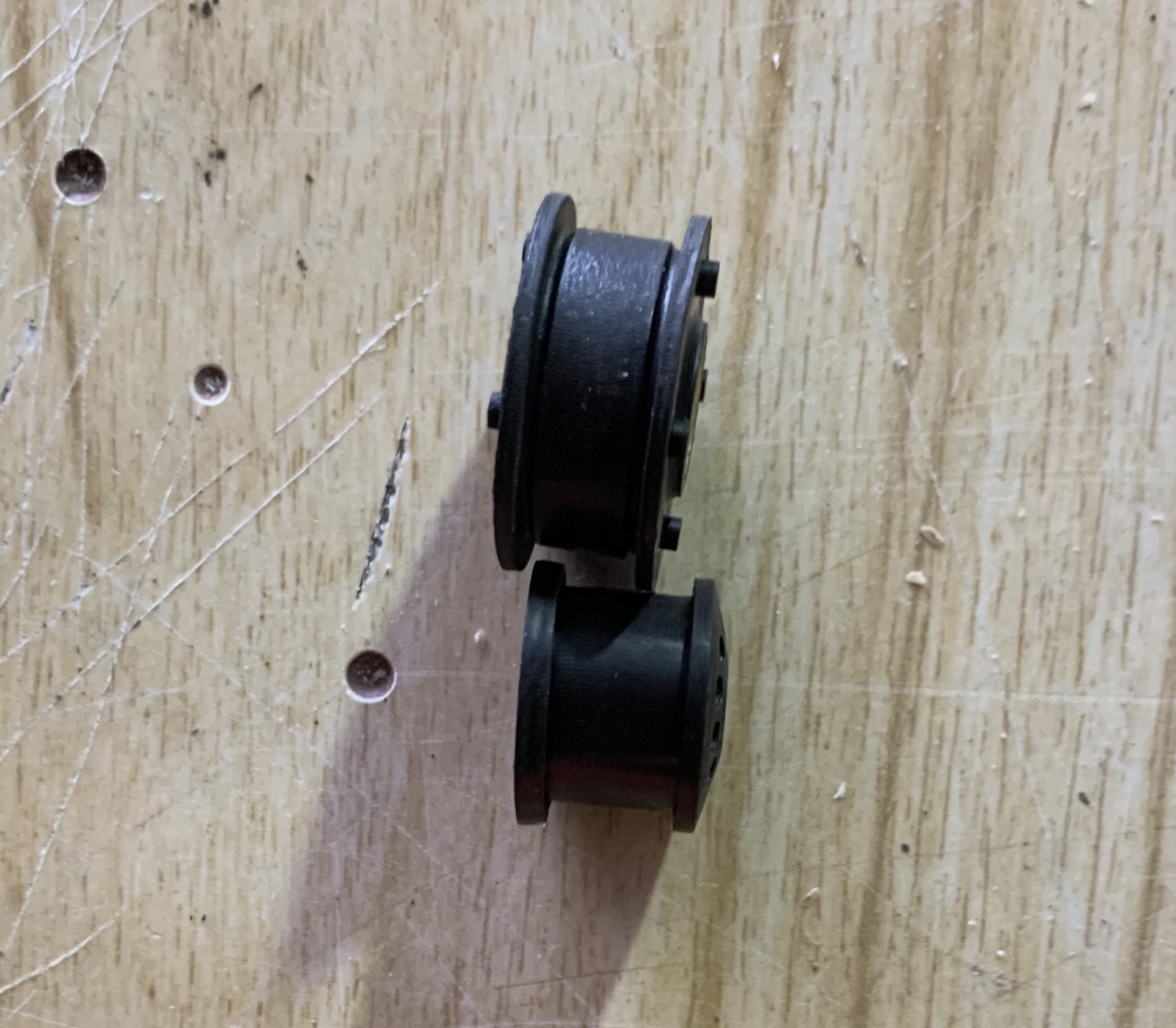 Втулки тросов переключения МКПП — ГАЗ Сайбер, 2,4 л, 2010 года | своими ...