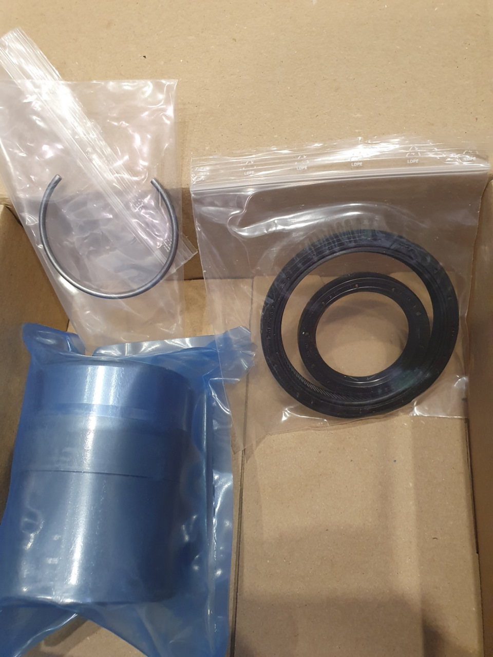 LR123857ВТУЛКА ДИФФЕРЕНЦИАЛА LAND ROVER DISCOVERY SPORT, RANGE ROVER ...