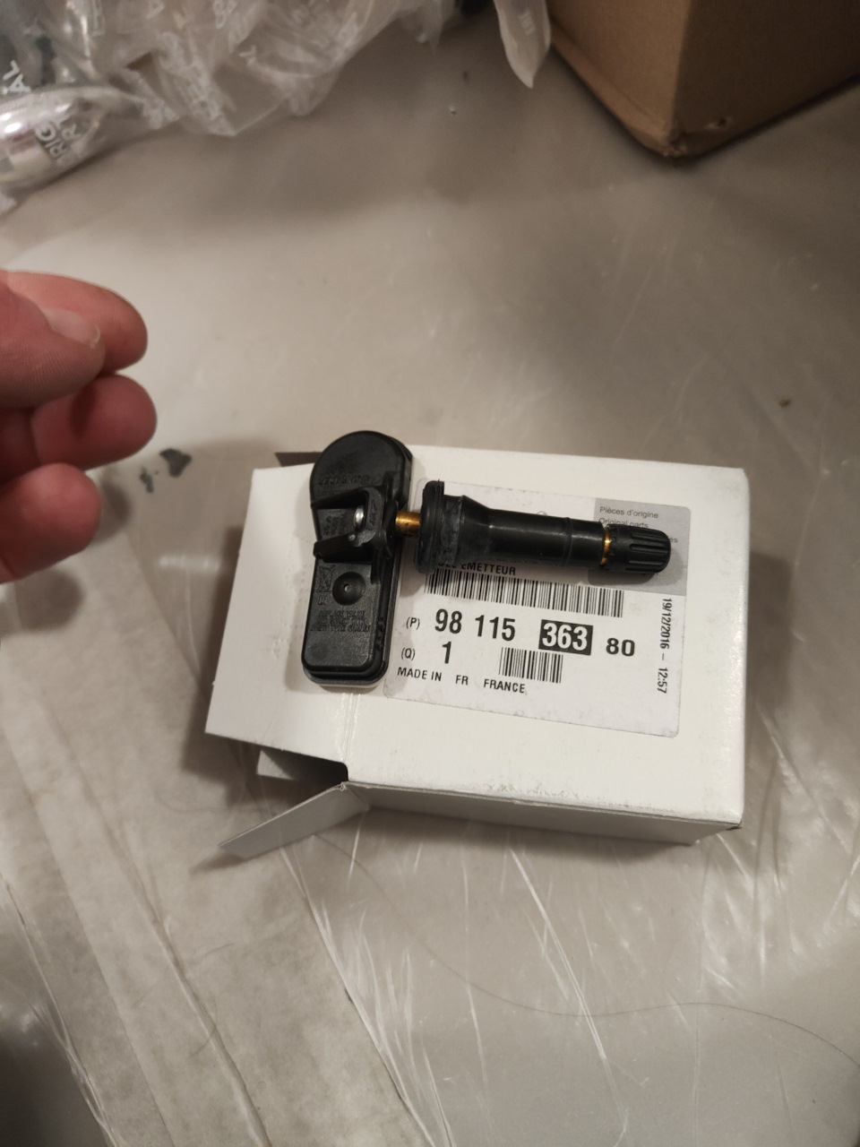 9811536380 Датчик давления в шине (TPMS sensor) Peugeot Citroen ...