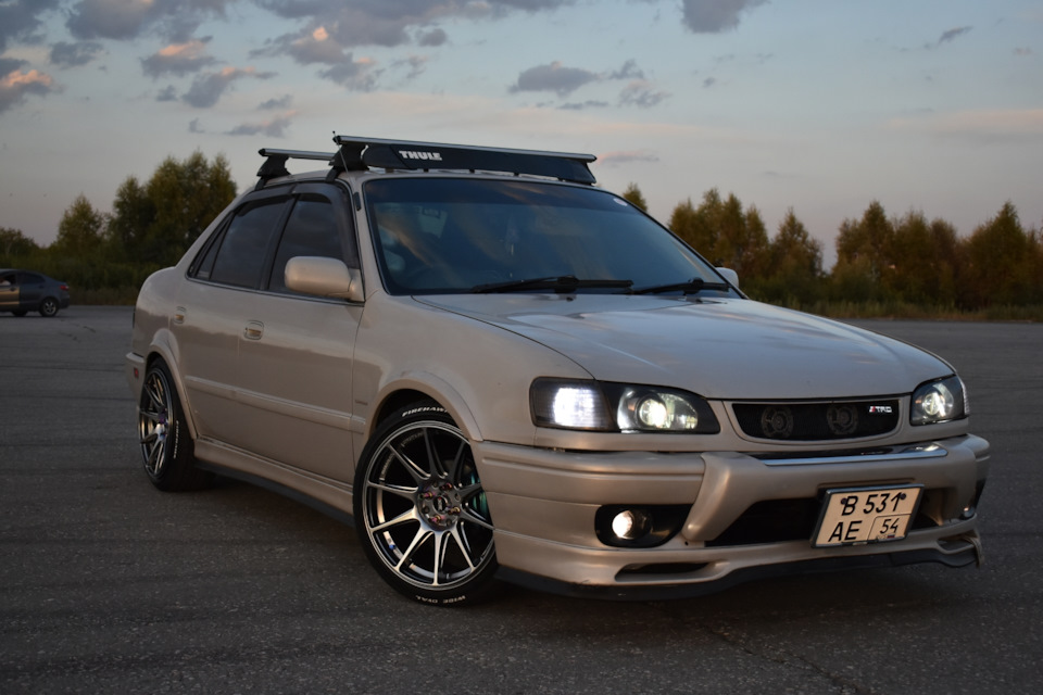 Вечерние фото — Toyota Corolla (110), 1,8 л, 1998 года | фотография | DRIVE2