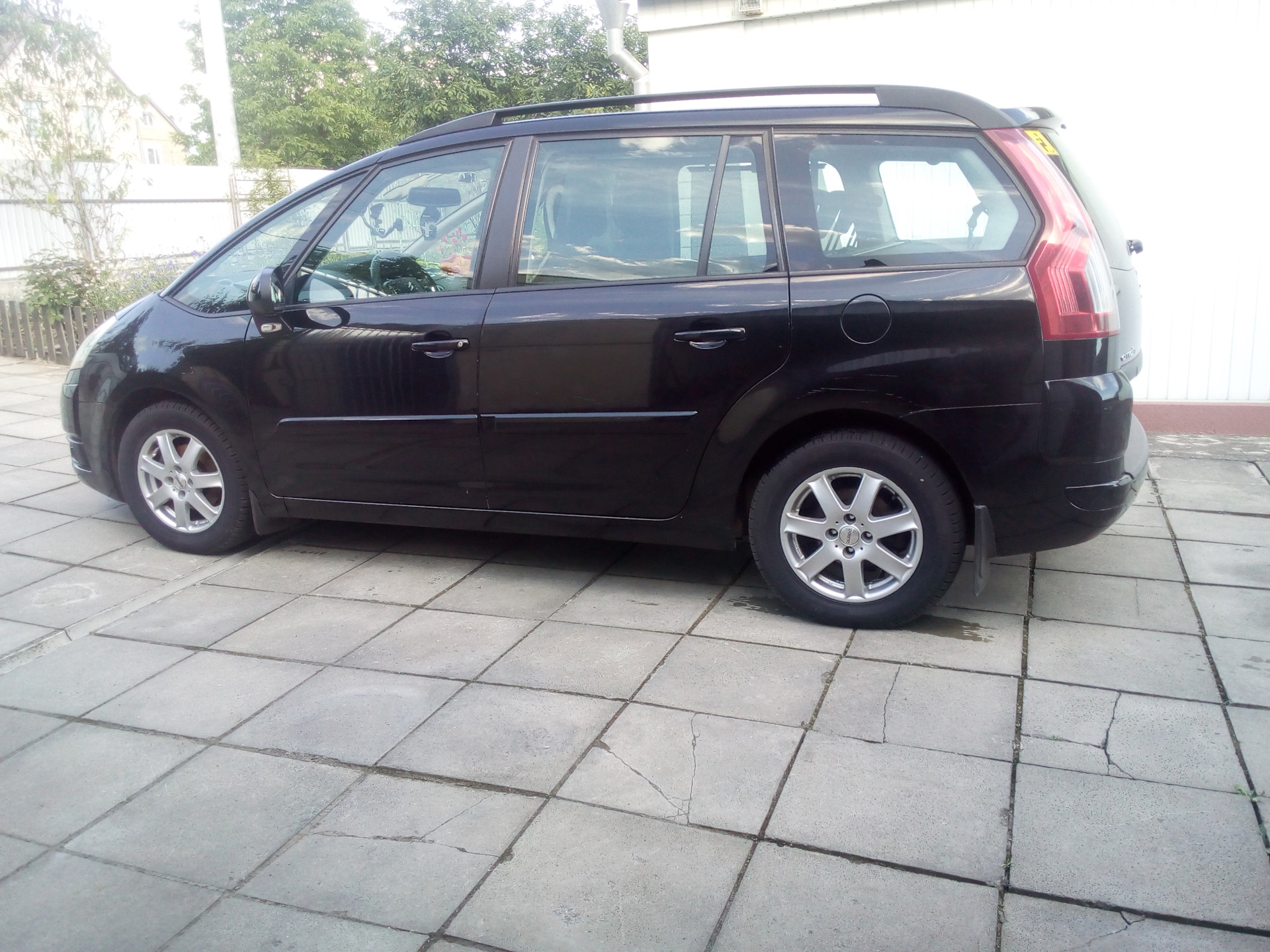 Прикупил диски 4-108 16 — Citroen Grand C4 Picasso (1G), 1,8 л, 2007 года | колёсные диски | DRIVE2