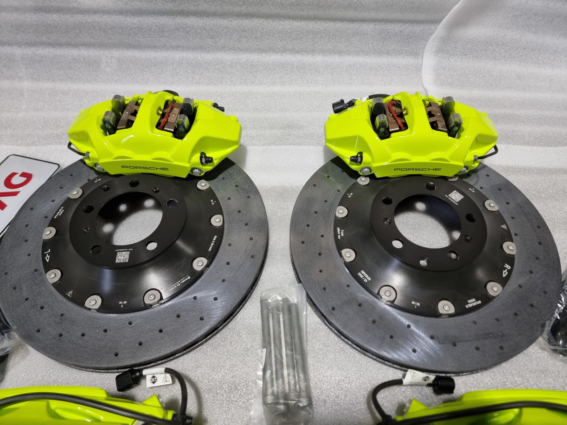 Комплект керамических тормозов для Porsche Cayenne Coype — VergusVAG на ...