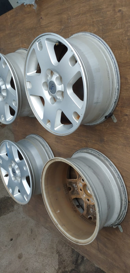 Литые диски Ford 7Jx16 ET45 5x114,3 на Mazda Bongo Friendee, Ford ...