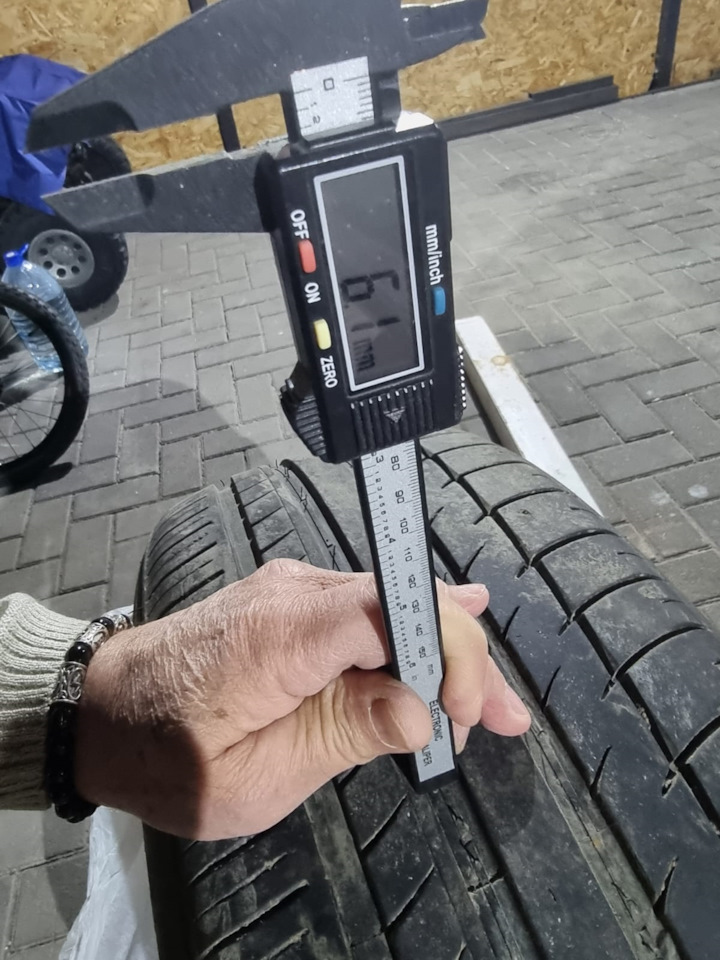 Шины летние Triangle Group 255/55 R20 на Land Rover Discovery IV, Land ...