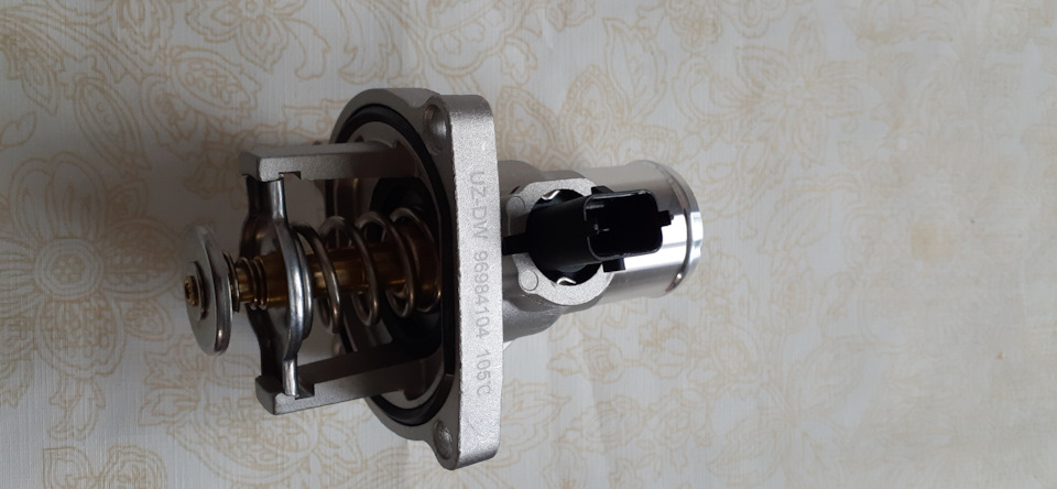 Замена корпуса термостата и термостата на аллюминиевые — Chevrolet ...