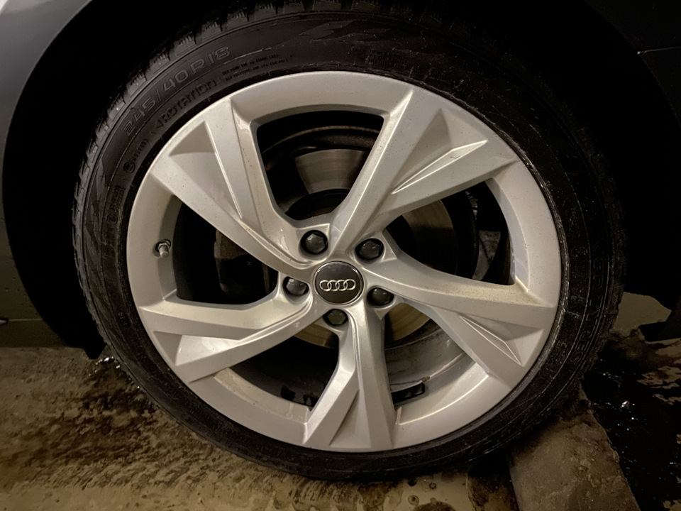 Литые диски Ronal 8Jx18 ET40 5x112 на Audi A4 Allroad (B9), Audi A4 ...