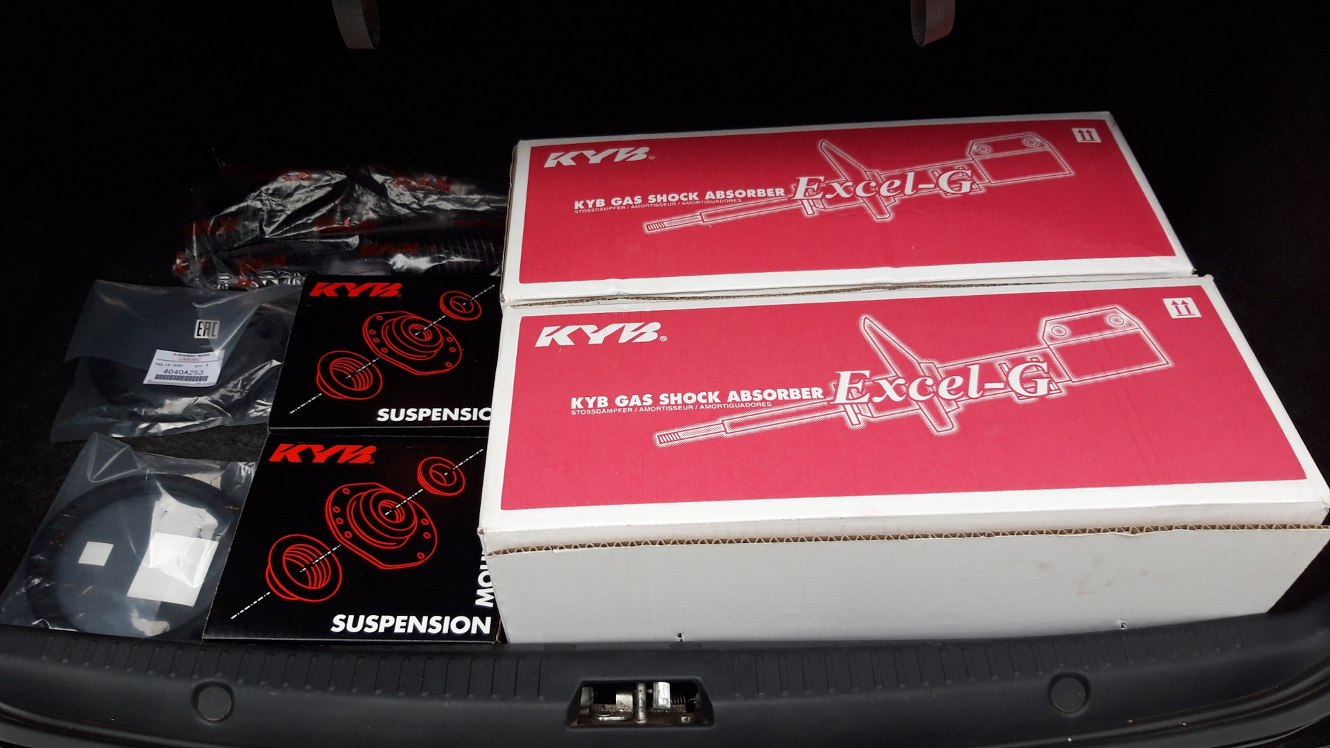 Замена передних стоек — Mitsubishi Lancer X, 1,5 л, 2009 года ...