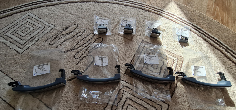 Дверные ручки GM с хромированной полосой от RS — Chevrolet Cruze (1G ...