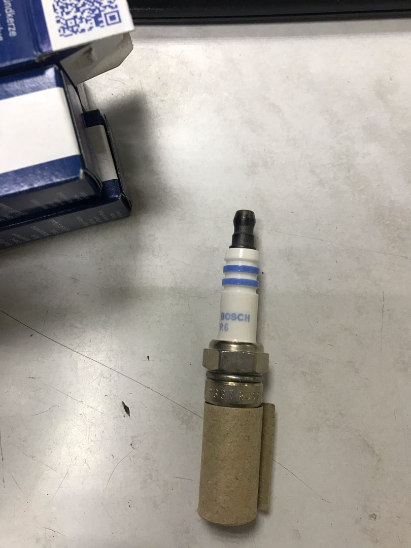 Замена свечей или всего 35 тысяч — Ford Focus Hatchback II, 1,8 л, 2006 ...