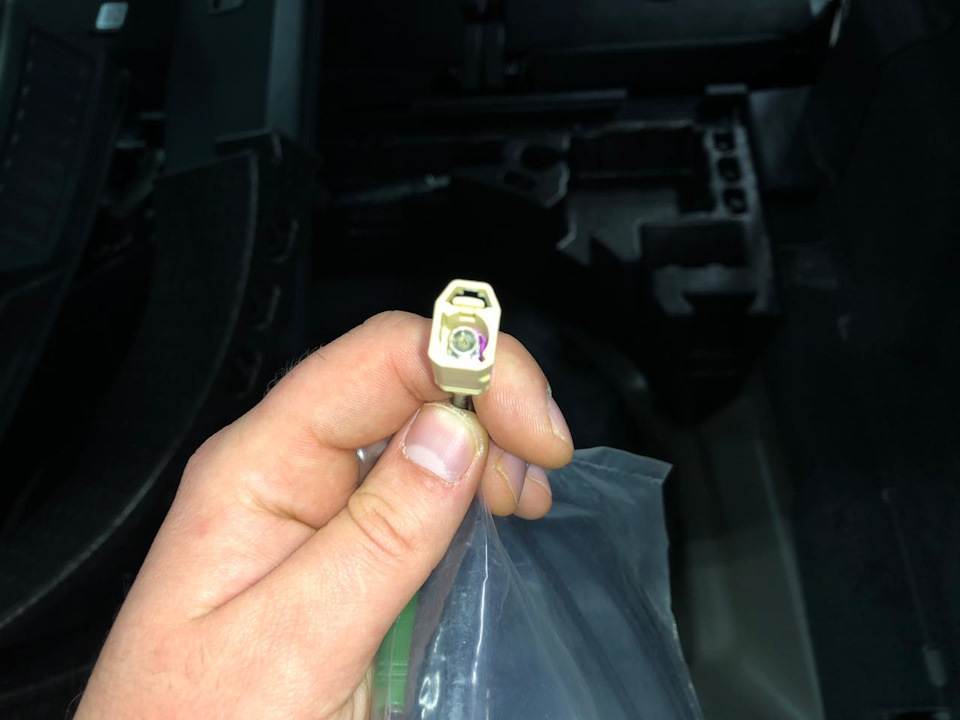 Система SOS — Land Rover Discovery Sport (1G), 2 л, 2018 года | поломка ...