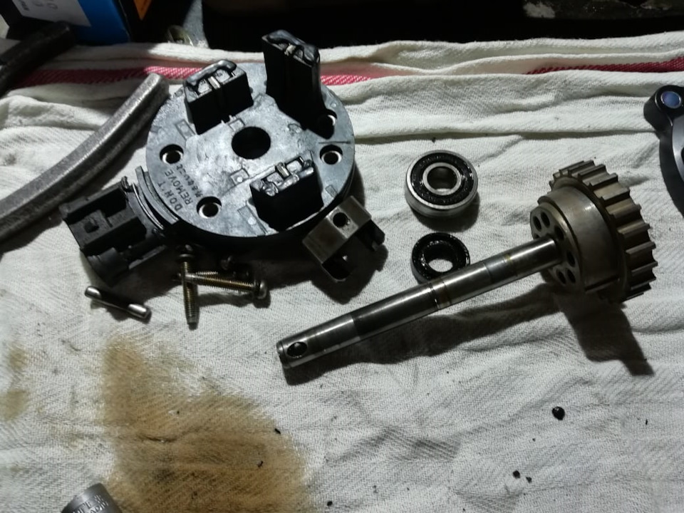 19. Обслуживание трамблёра и замена приёмной трубы — Toyota Celica (200 ...