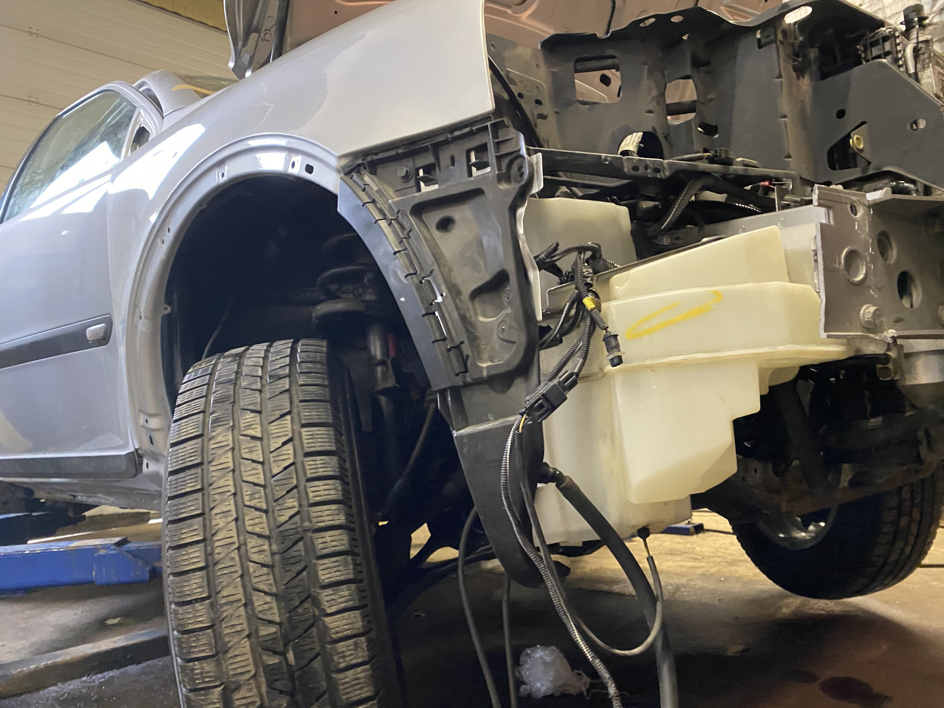 Сборка после кузовного ремонта часть 2 панель и мелочёвочка — Volvo ...