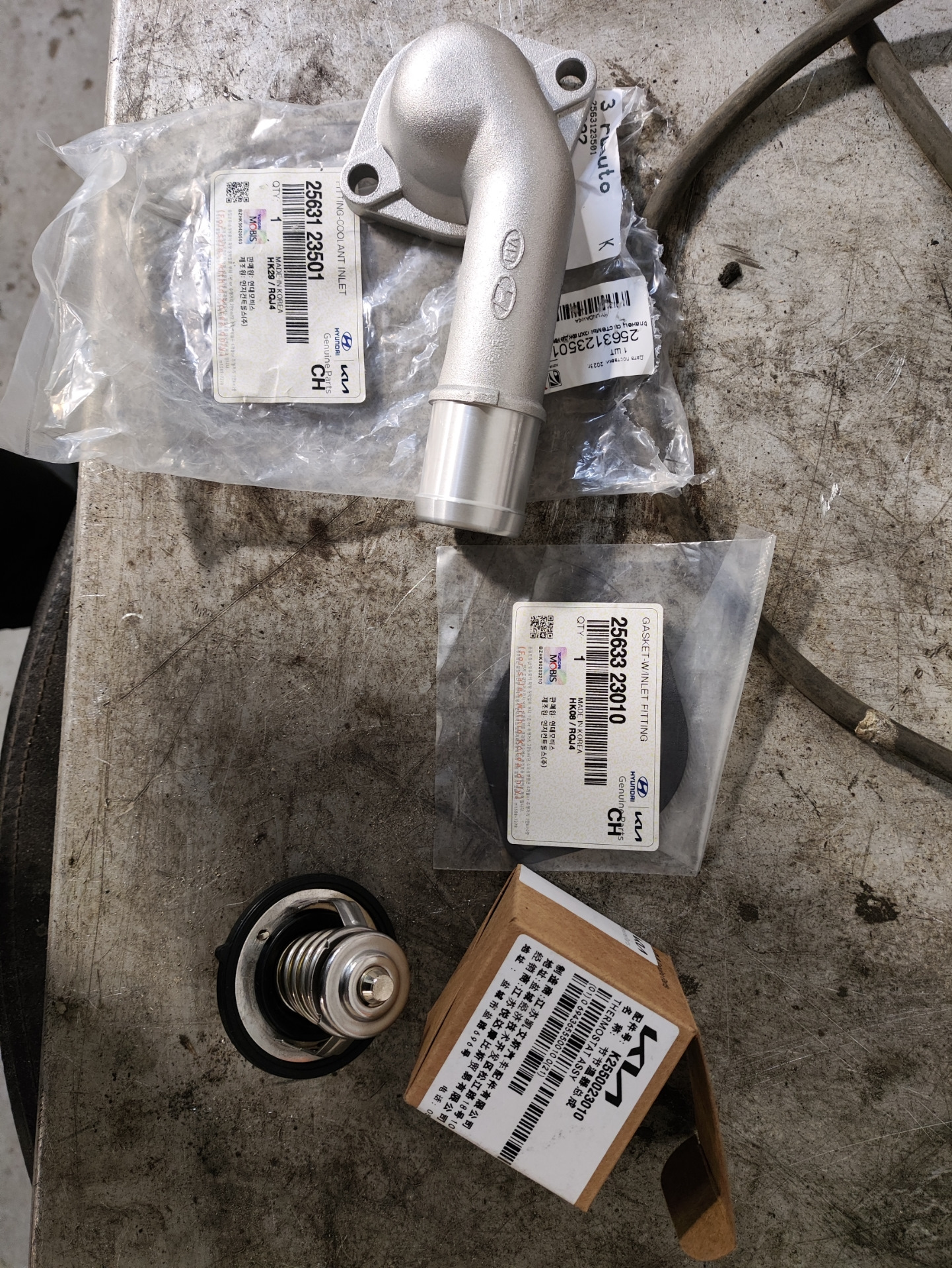 Очередная замена термостата. — Hyundai Sonata IV (EF), 2 л, 2008 года ...