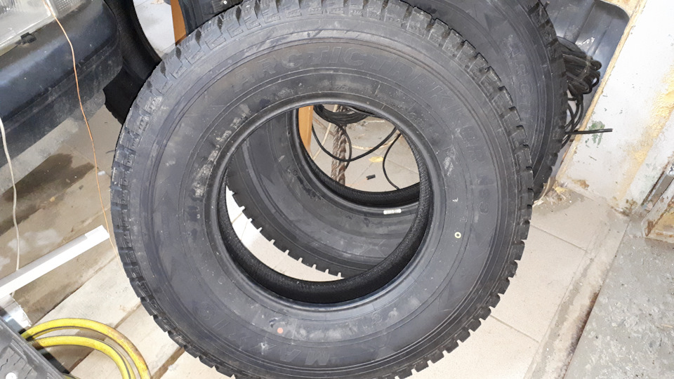 Maxxis 235/75 R15 105T NS3 Arctic Trekker — KIA Sportage (1G), 2 л ...