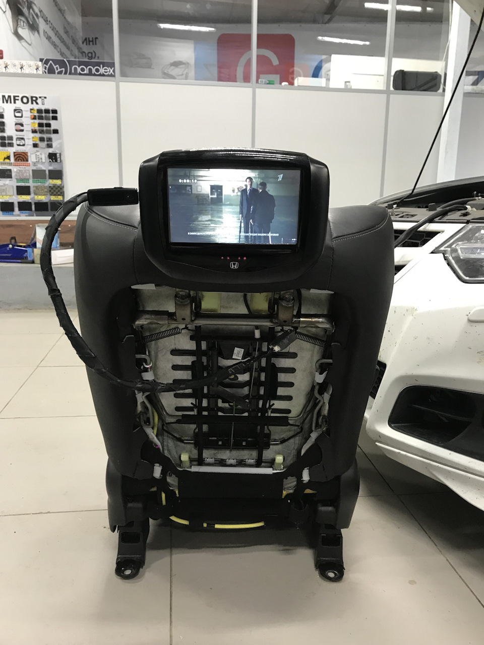 Honda Rear Entertainment System . part 2 the final — Honda Accord (8G ...