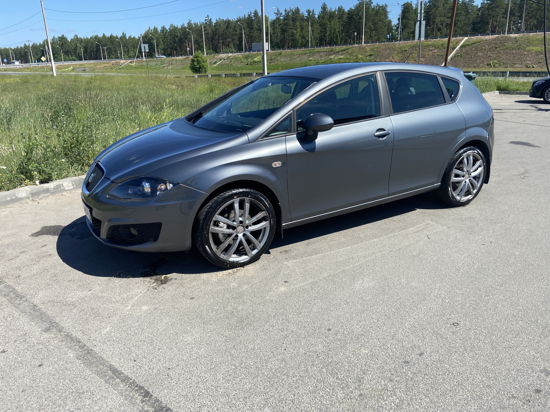 Пост продажи Orion r18 — SEAT Leon (Mk II), 1,4 л, 2012 года | колёсные ...