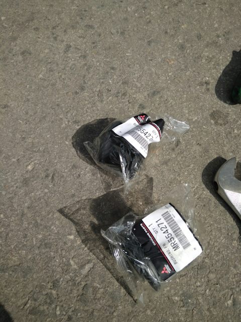 MR554271 Втулка стабилизатора Mitsubishi | Запчасти на DRIVE2