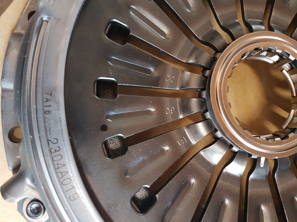 2304A019 Корзина сцепления Mitsubishi | Запчасти на DRIVE2