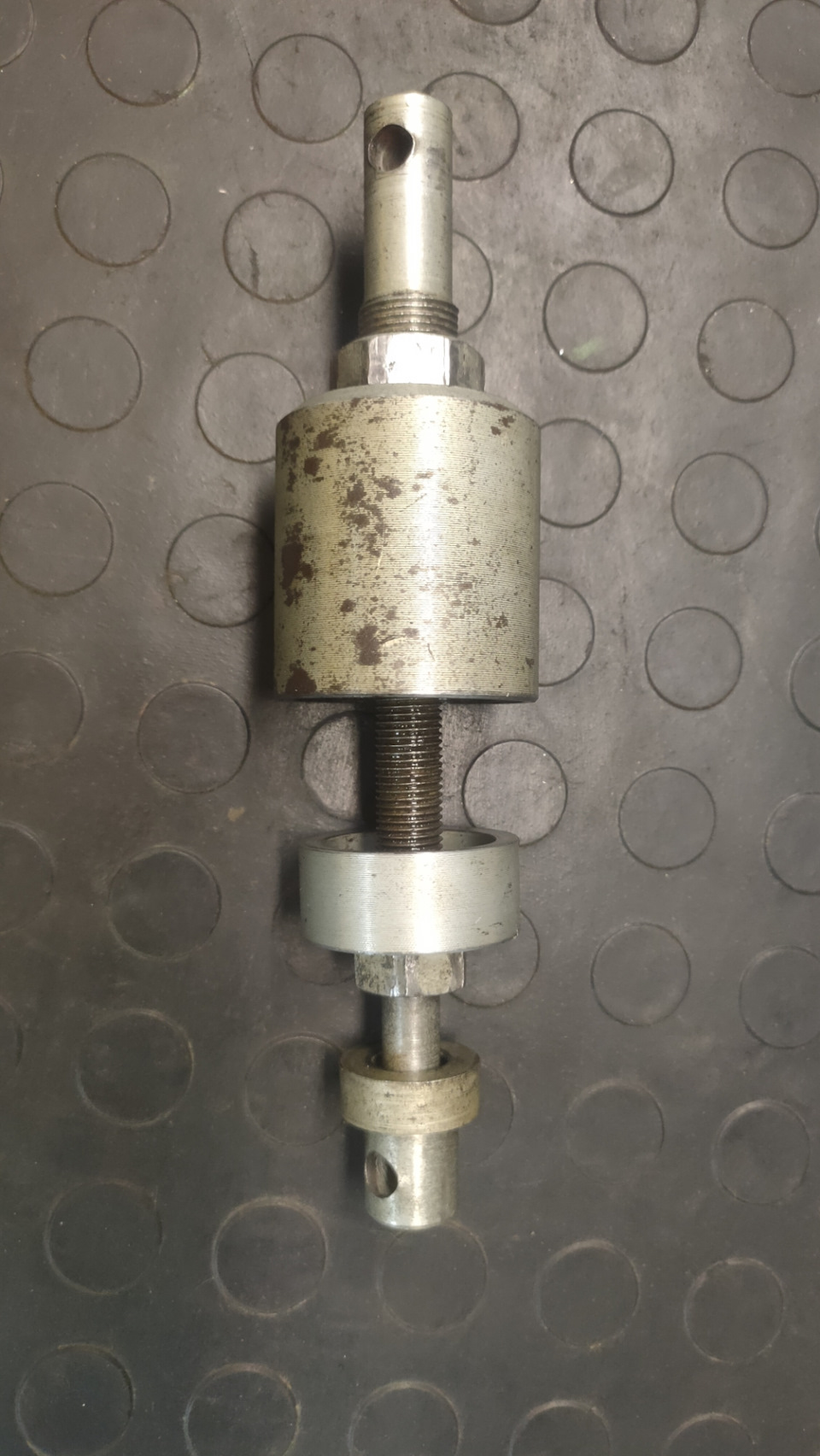 Передние шаровые и сайленты стоек. — Mitsubishi Pajero (4G), 3 л, 2008 ...