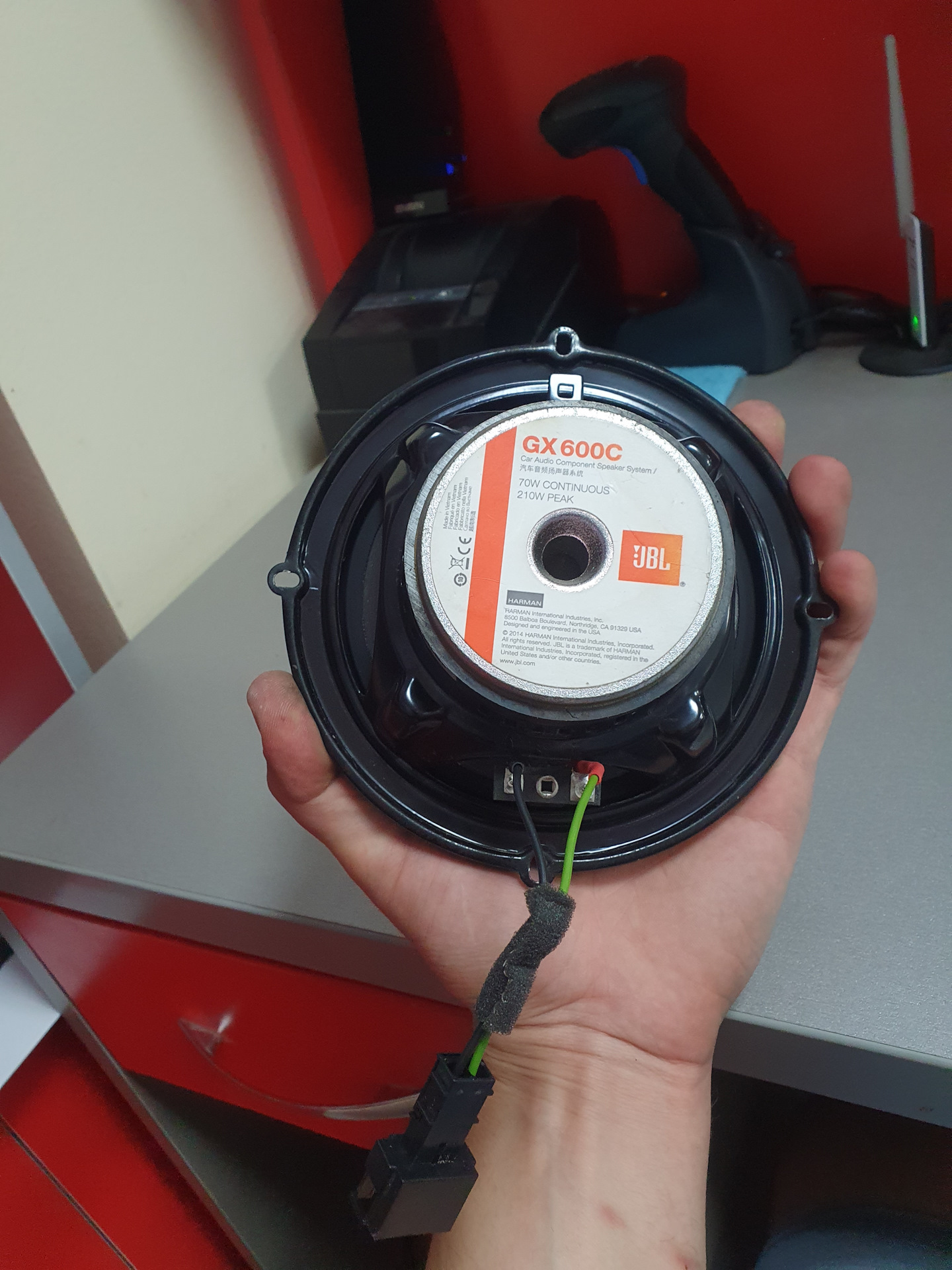 Установка JBL GX600C. — Audi A6 (C6), 2,4 л., 2006 года | автозвук | DRIVE2