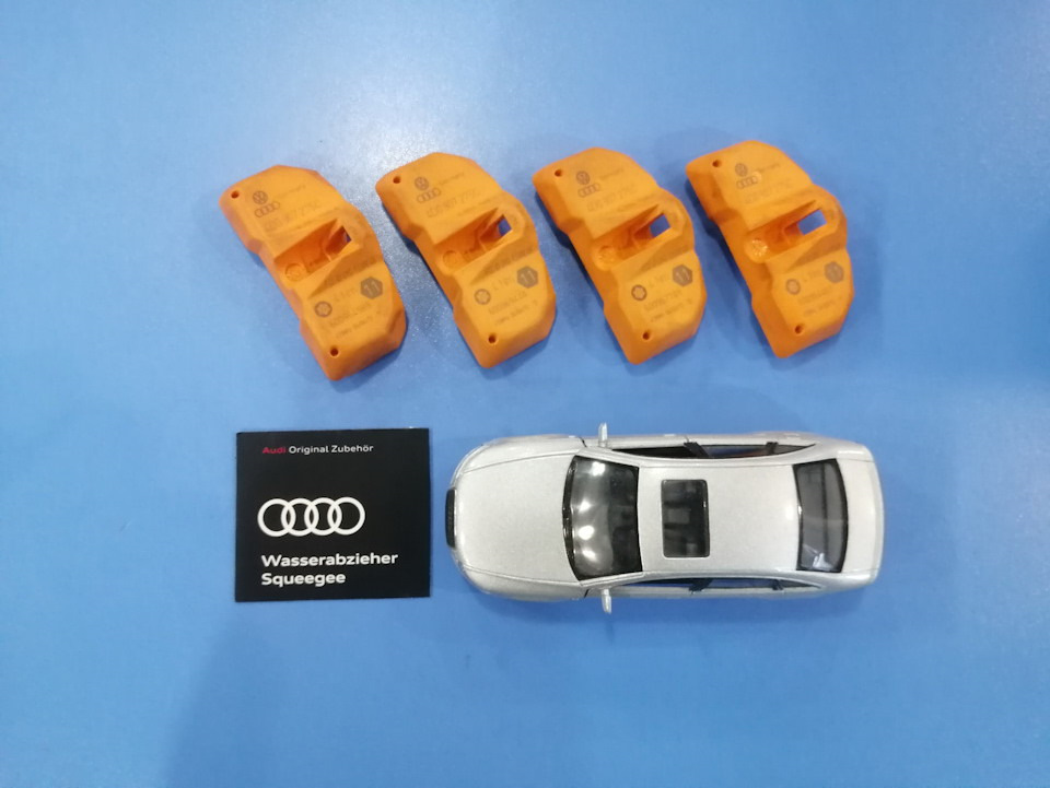 Датчики давления шин в летний комплект колёс VAG 4D0907275C — Audi A8 ...
