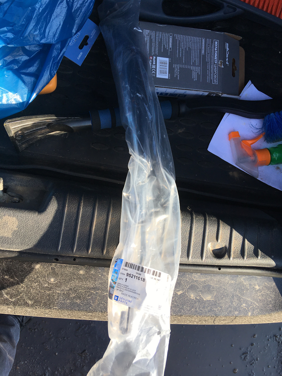 95211018 Поводок стеклоочистителя лобового стекла левый / Chevrolet ...