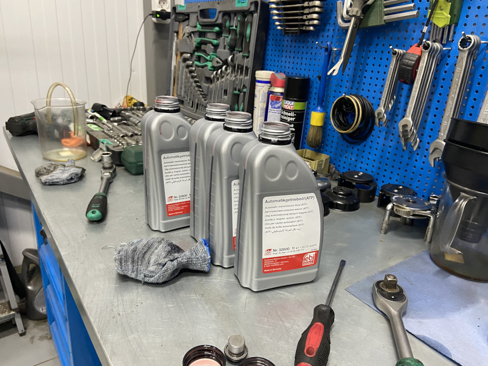 Масло АКПП + раздатка + мосты — BMW X5 (E53), 3 л, 2005 года | запчасти ...