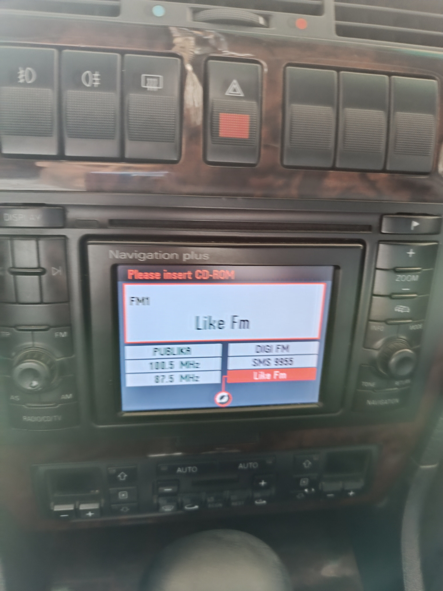 Активная антенна Ауди А8 Д2 — Audi A8 (D2), 2,5 л, 1998 года | своими ...