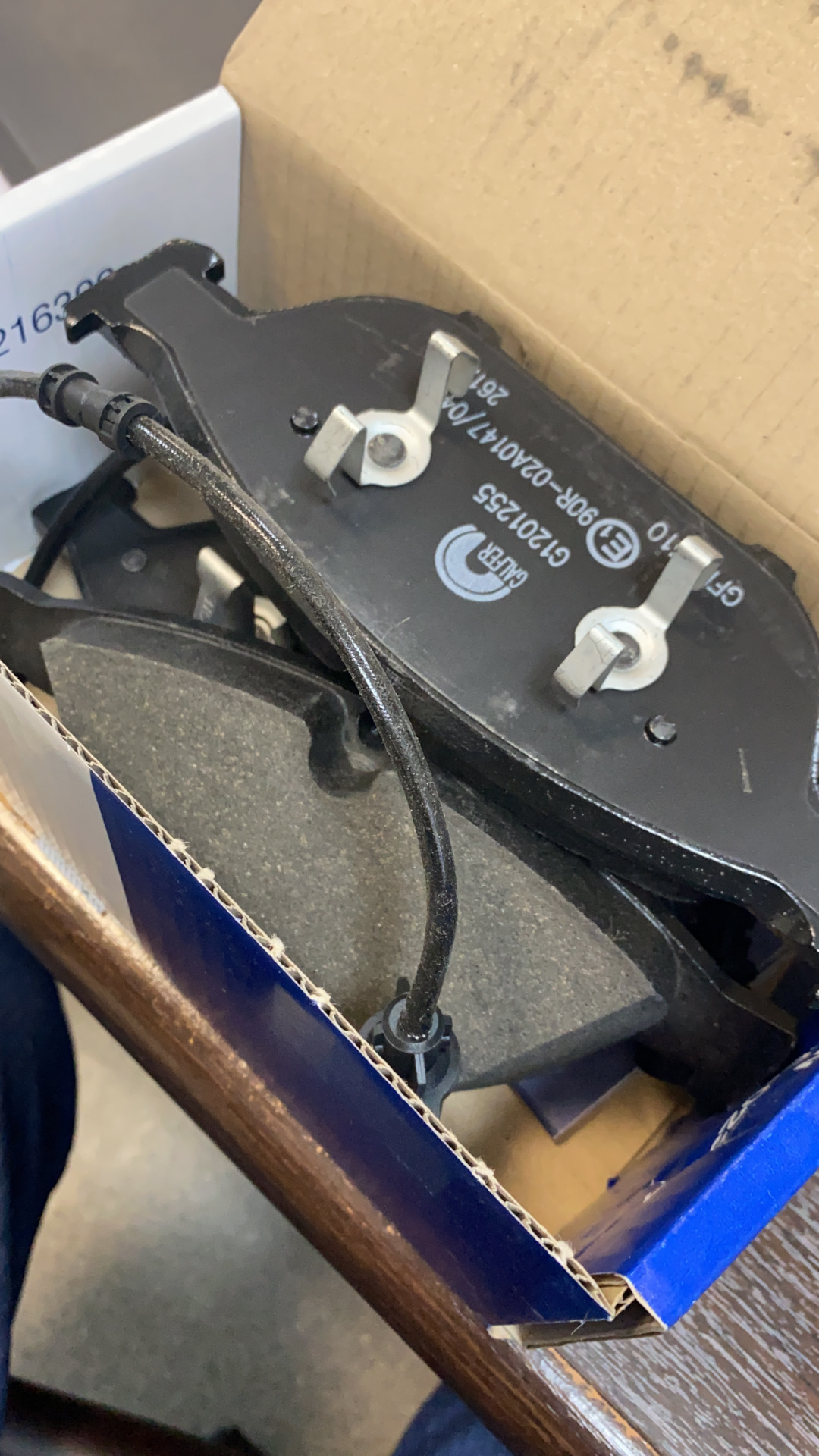 Замена задних тормозных колодок A8 D4 Power stop16-1546 — Audi A8 (D4 ...