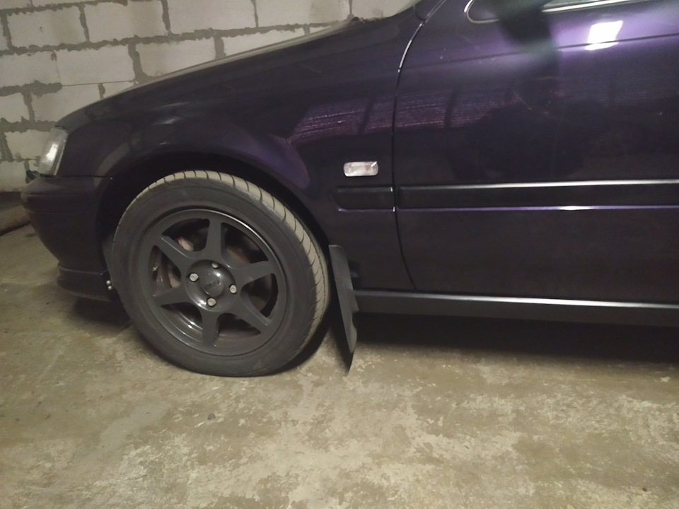 Белые поворотники — Honda Civic Hatchback (6G), 1,8 л, 1998 года ...