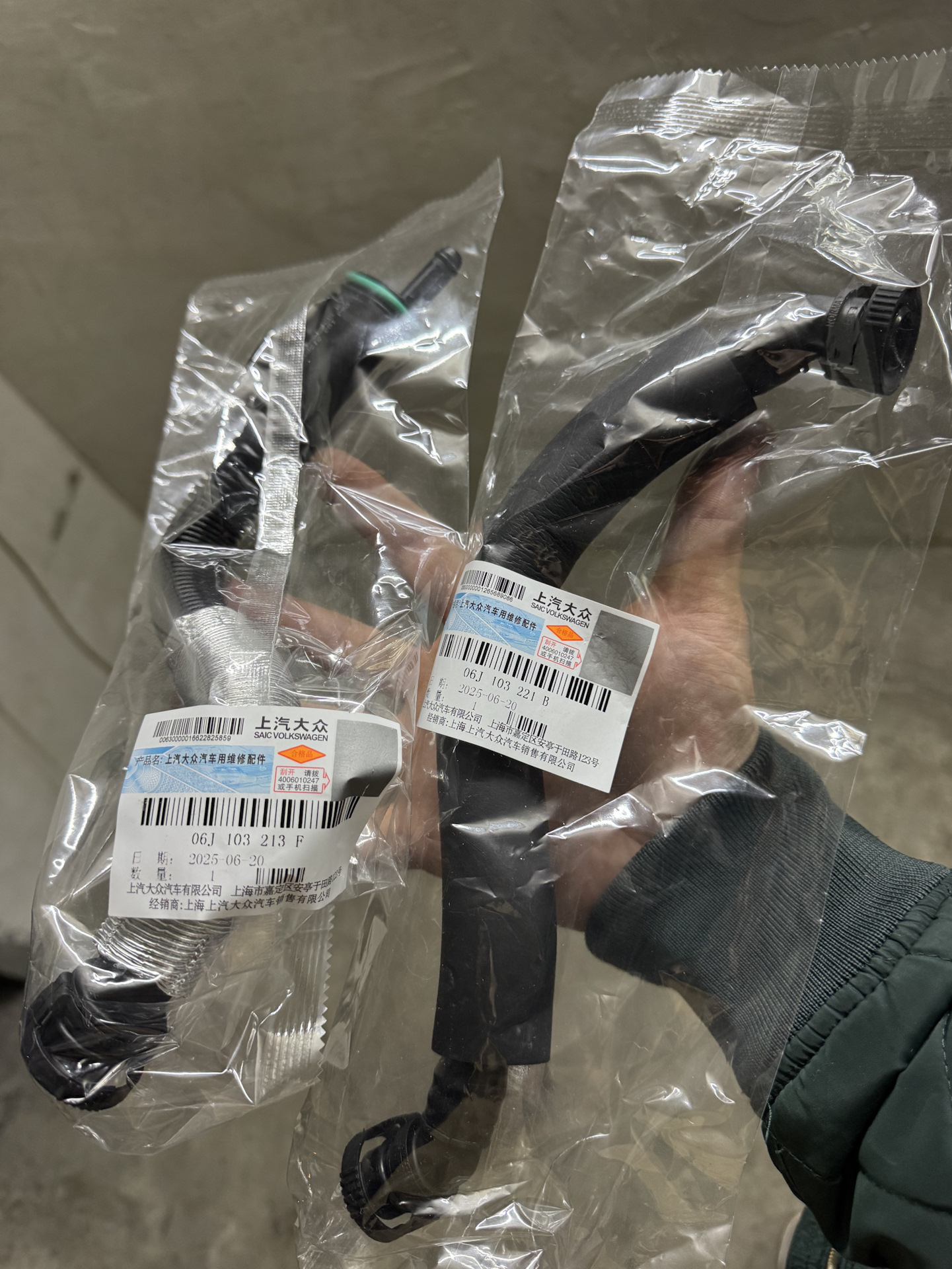 Замена клапана n80, трубки маслоотделителя — Skoda Octavia A5 Mk2, 1,8 ...