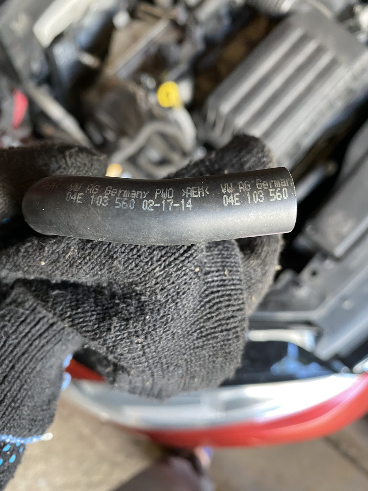 #17. Патрубок вентиляции картерных газов — Volkswagen Golf Mk7, 1,4 л ...