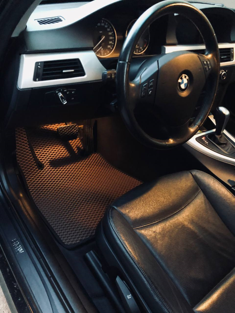 Черные ноздри, ковры — BMW 3 series Touring (E91), 2 л, 2010 года ...