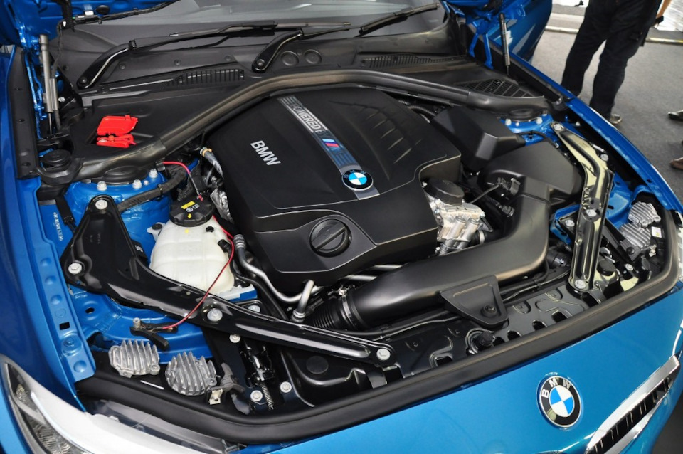 "Растяжки передка" — BMW 3 series (F30), 3 л, 2011 года | тюнинг | DRIVE2