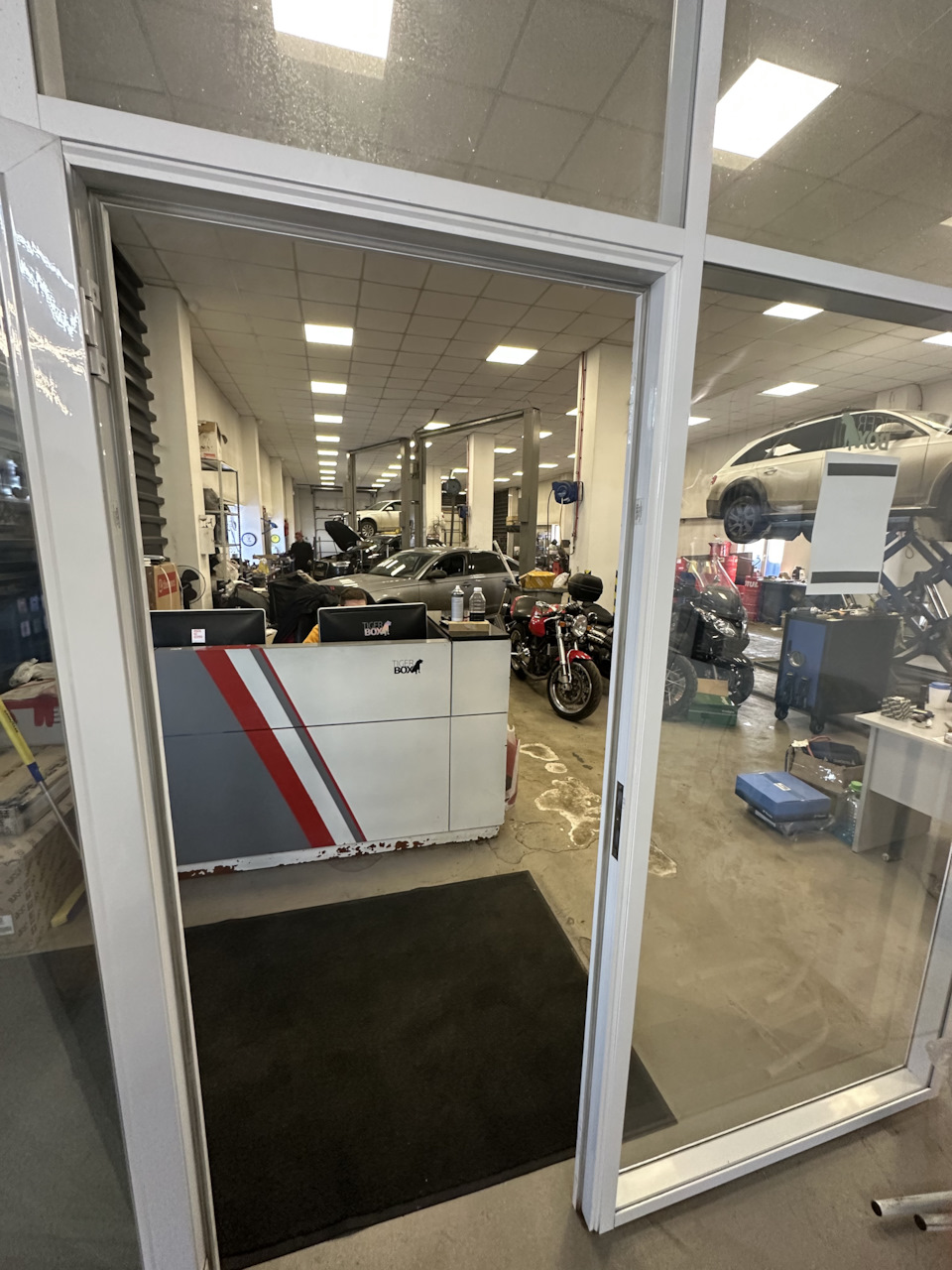 Замена защиты двс 4G0863822E — Audi A6 (C7), 2 л, 2017 года ...