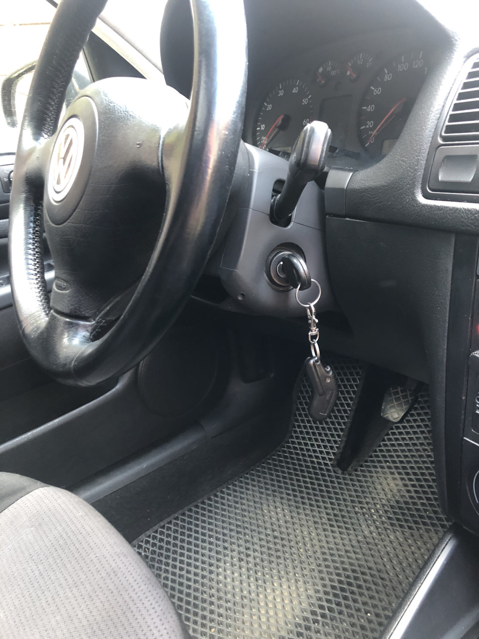 Покупка зимних шин Goodyear ultra grip 600 205/55R16 — Citroen C4 L, 1 ...