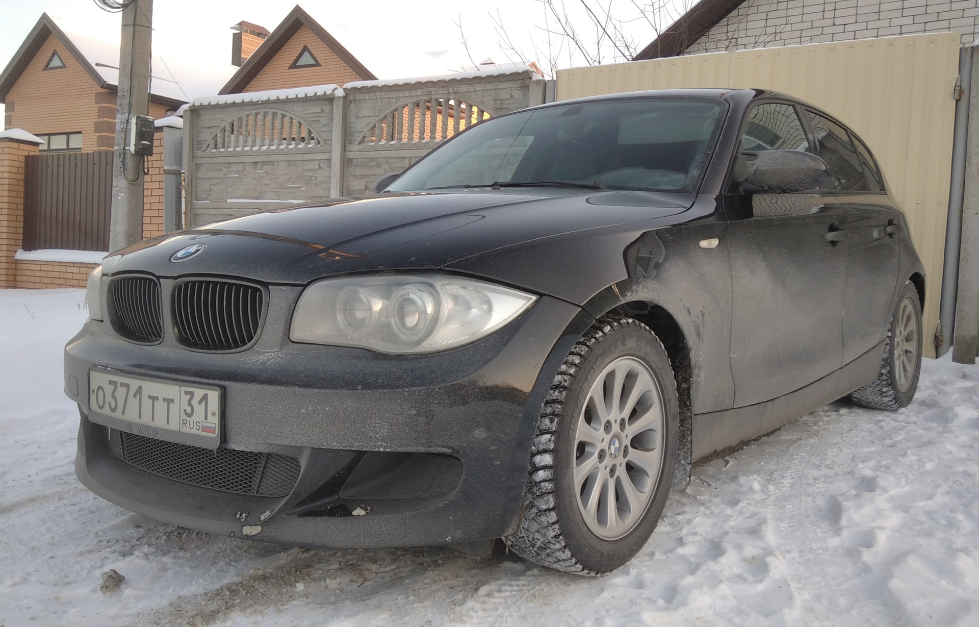 Просто фото грязной копейки. — BMW 1 series (E81/E87), 2 л, 2005 года | просто так | DRIVE2