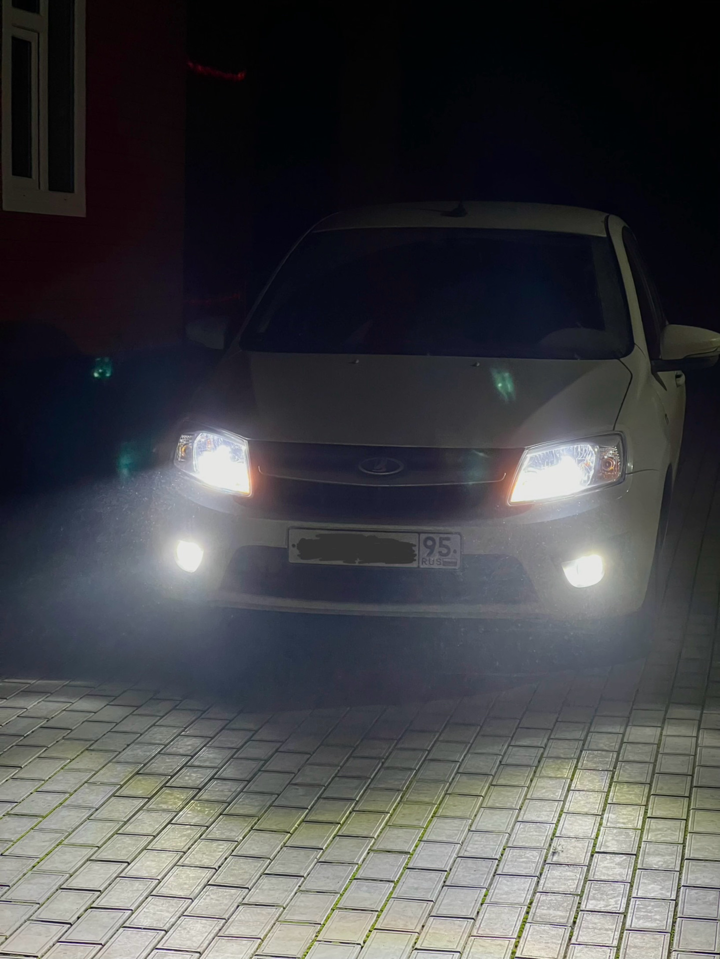 Min led h4 в Гранту — Lada Гранта (1G), 1,6 л, 2018 года | тюнинг | DRIVE2