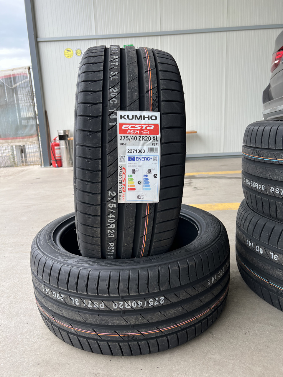 Резина kumho ecsta ps 71 suv. — BMW X5 (F15), 3 л, 2014 года | шины ...
