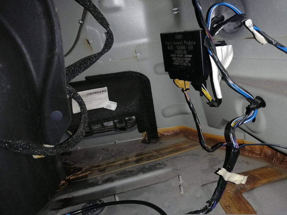 Установка передних парктроников, замена ПТФ на ДХО, установка ...