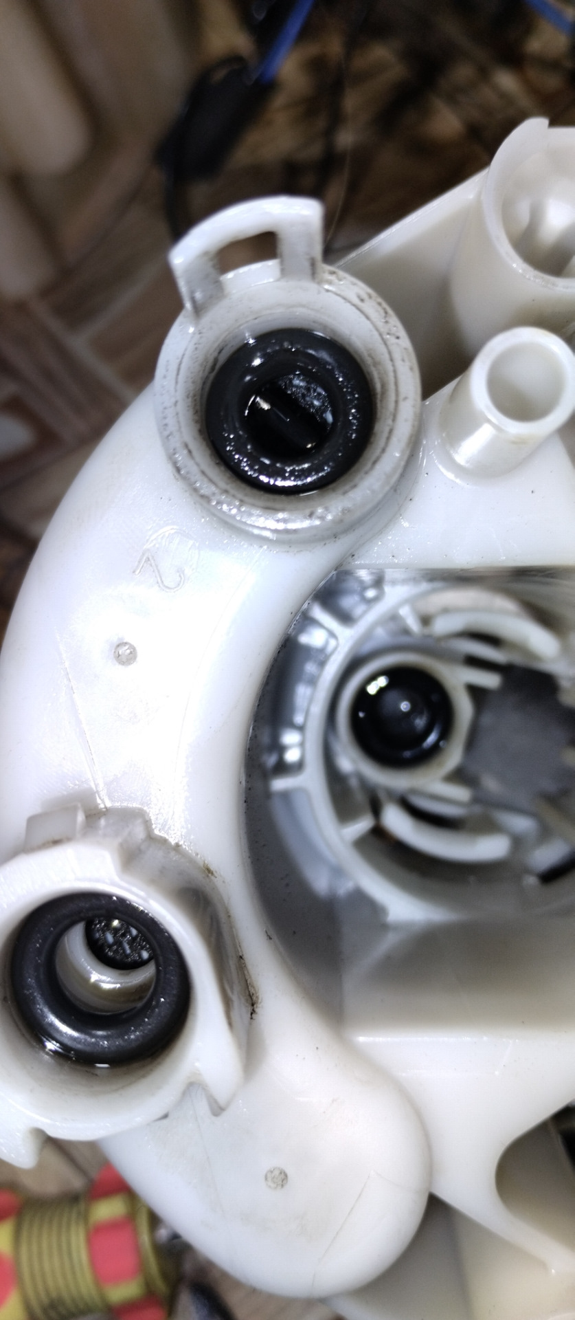 Лезем в бак — Lexus RX (2G), 3 л, 2004 года | своими руками | DRIVE2