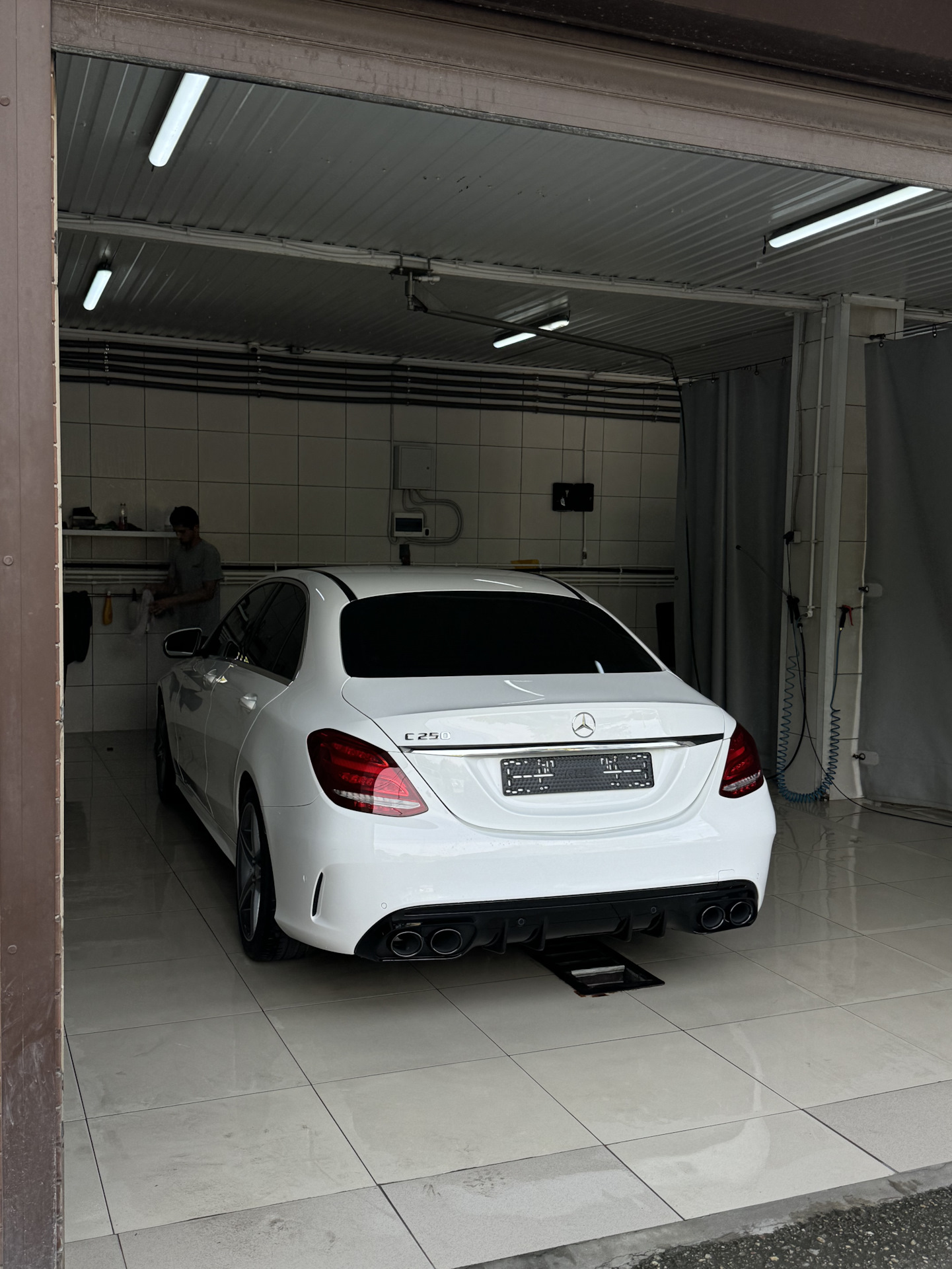 Stage 1 + пайпы + банки с заслонкой — Mercedes-Benz C-Class (W205), 2 л, 2016 года | тюнинг | DRIVE2