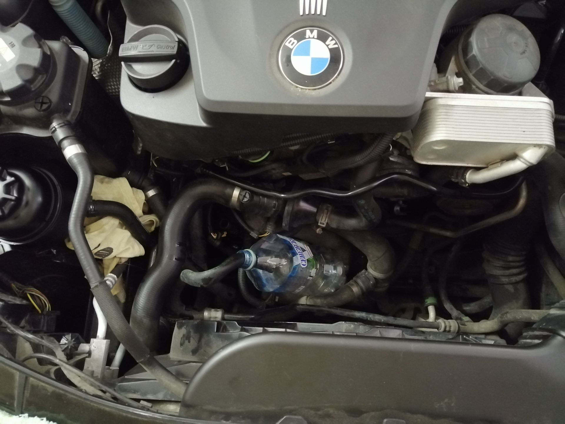 Обслуживание системы ГУР — BMW X1 (E84), 2 л, 2014 года | плановое ТО ...