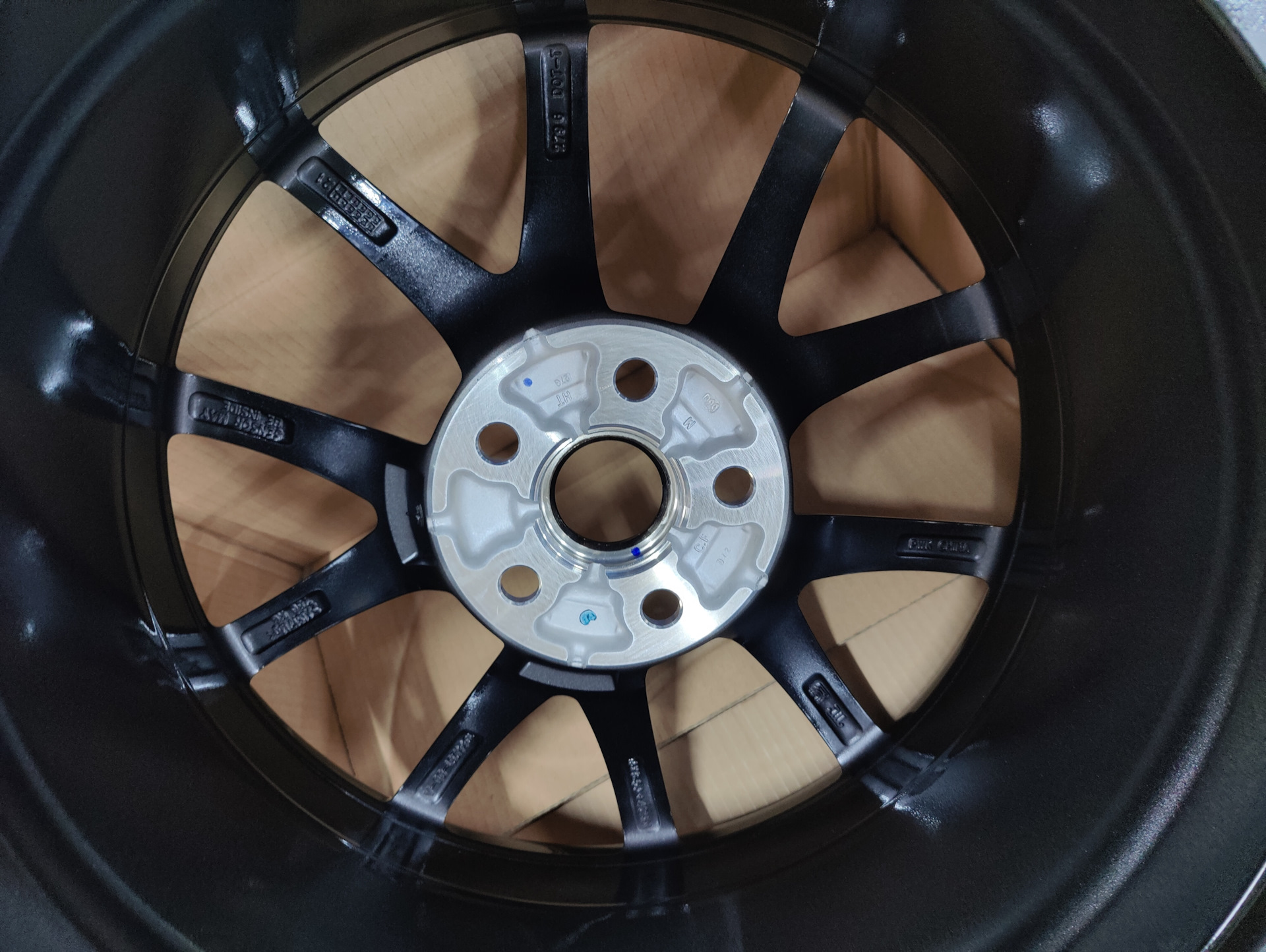 Комплект легкосплавных дисков на зиму — Tesla Model 3 (1G), 2021 года ...