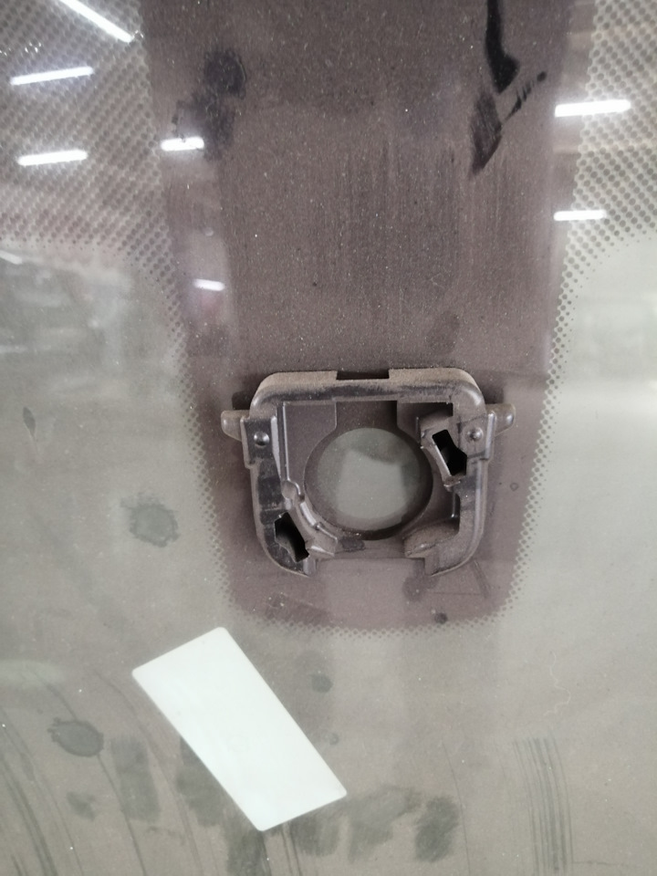 51317333827 Лобовое стекло grьn BMW | Запчасти на DRIVE2