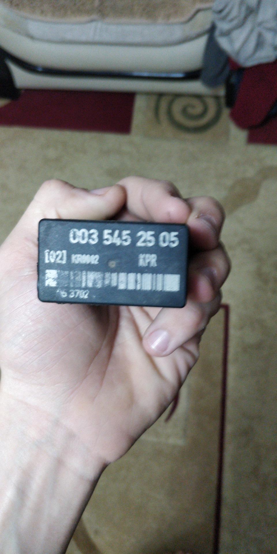 Реле бензанасоса — Mercedes-Benz E-Class (W124), 3 л, 1991 года ...