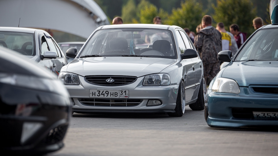 Hyundai Accent (2G) 1.5 бензиновый 2008 | Stance static на DRIVE2