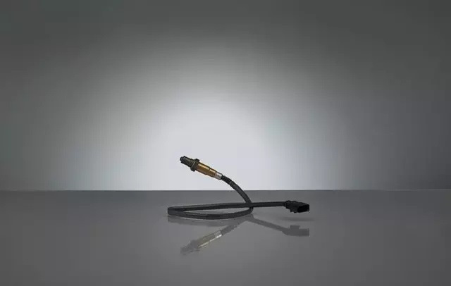 078906265M Датчик кислородный 4-х контактный / AUDI A4, A6, A8 SKODA ...